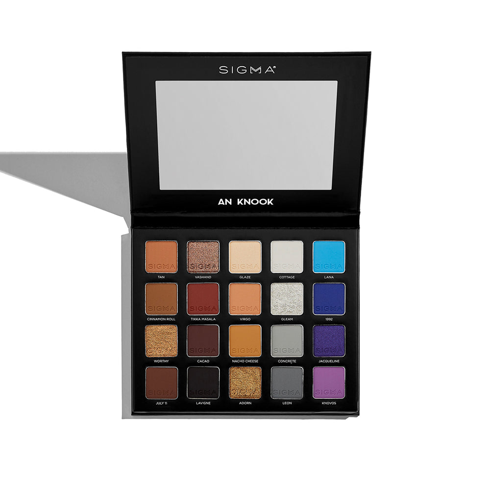 An Knook Pro Eyeshadow Palette
