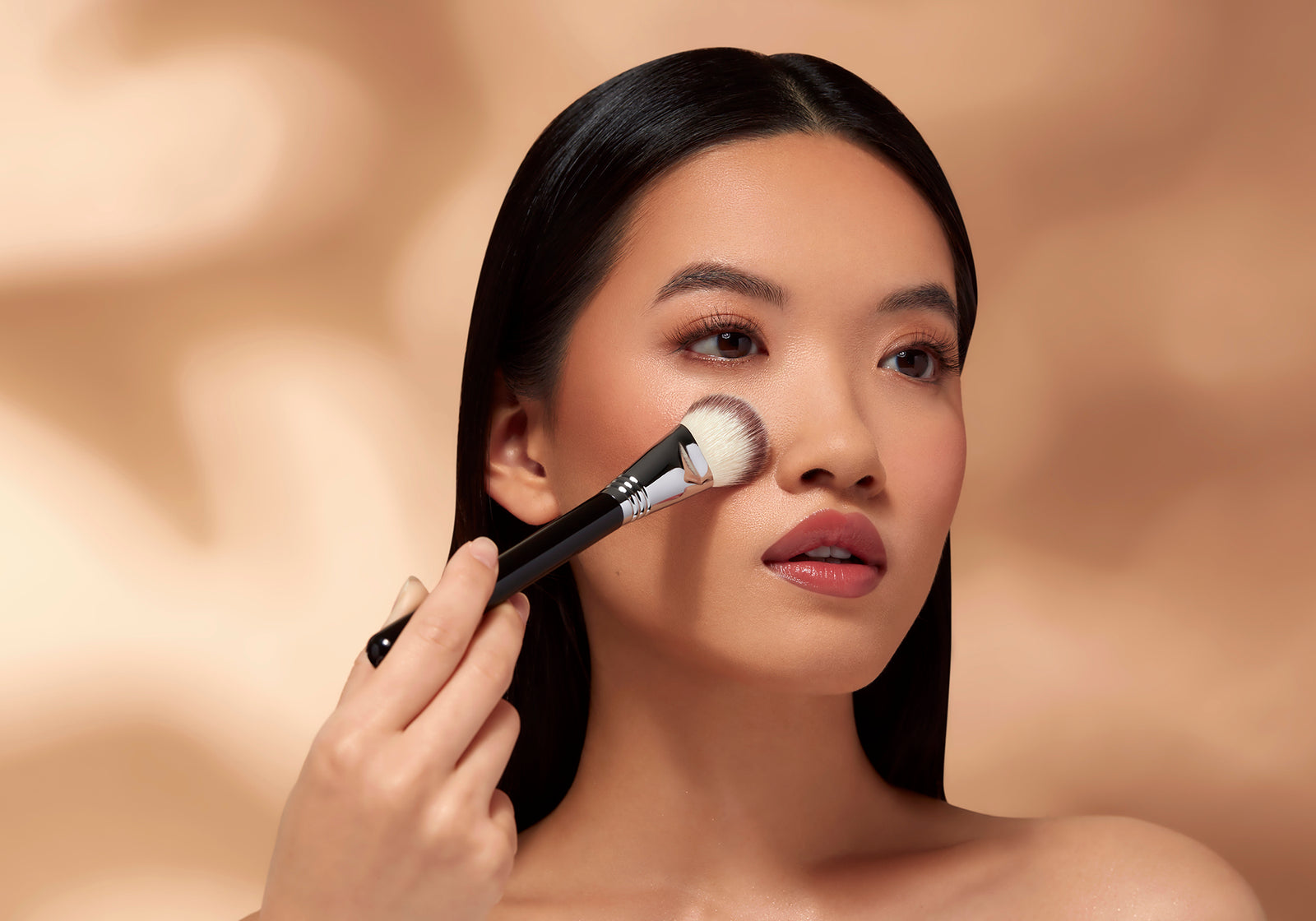 A Guide to Soft Coverage Makeup | Lightweight Makeup Tips