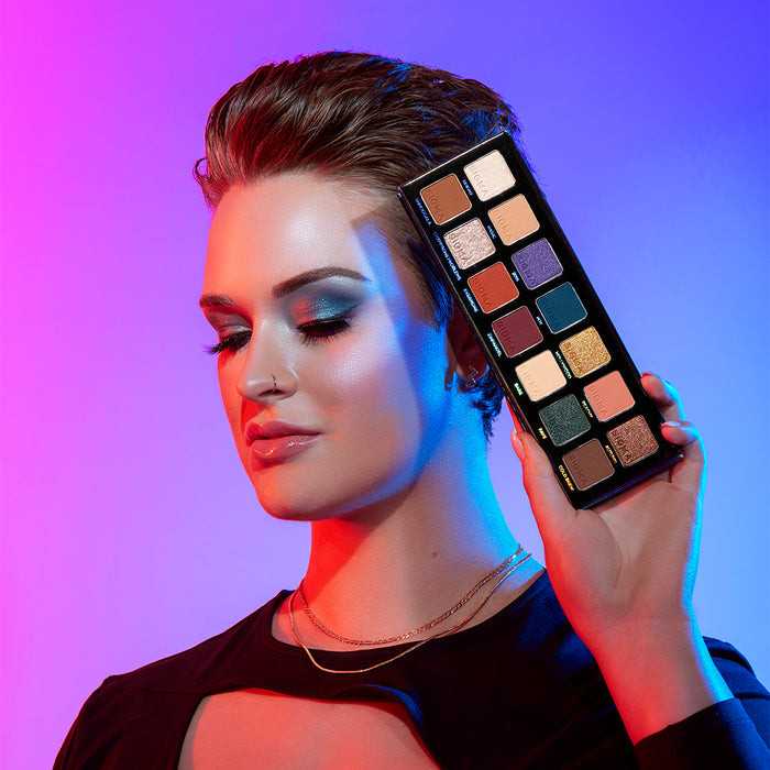 Sigma x Angela Bright Eyeshadow Palette | Bright Eyeshadow