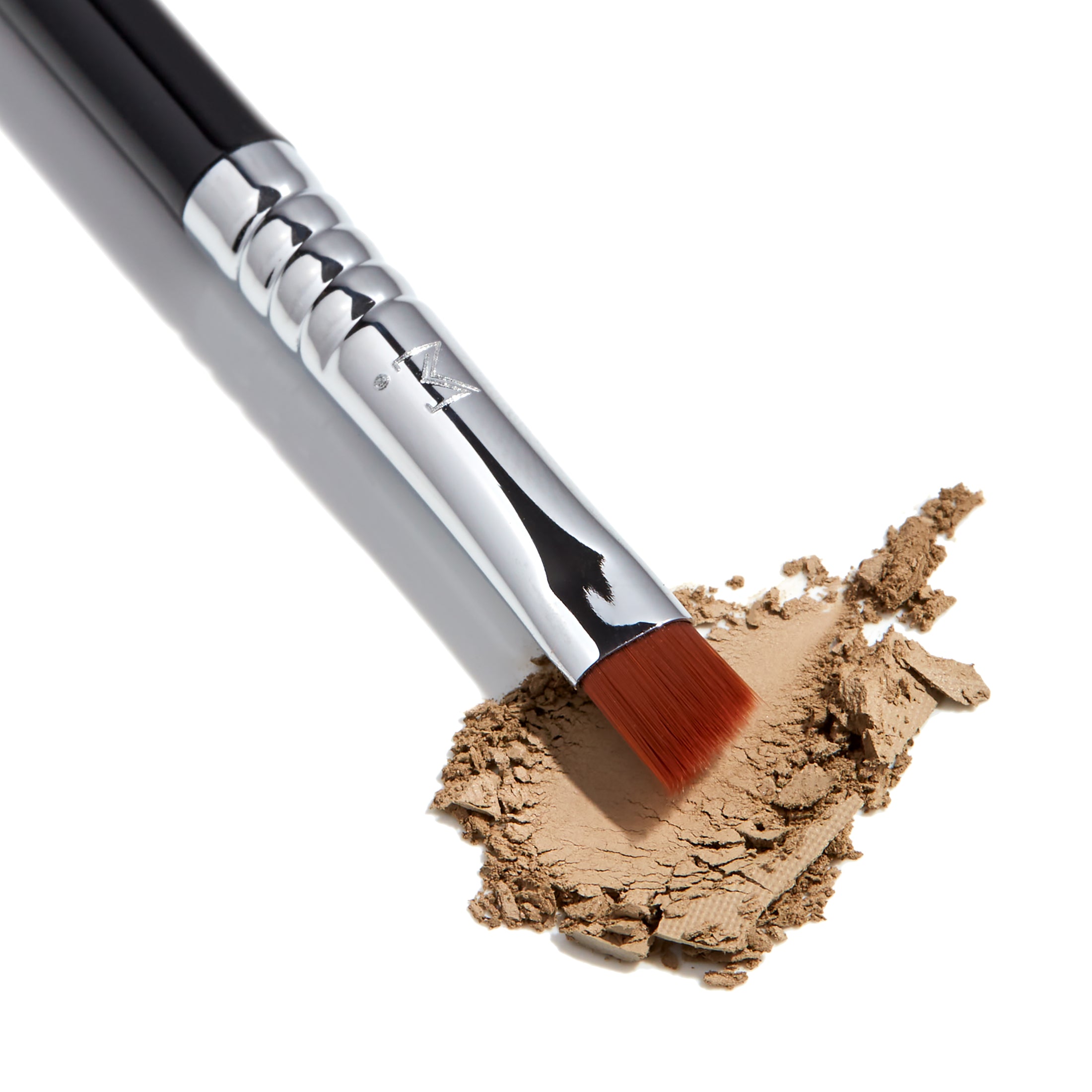 Chrome E65 Small Angle Brush | Best Precision Eyeshadow Brush