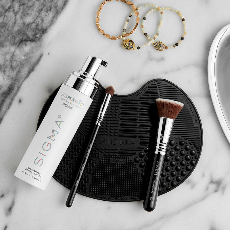 Sigma Spa® Travel Brush Cleaning Mat | Sigma Beauty